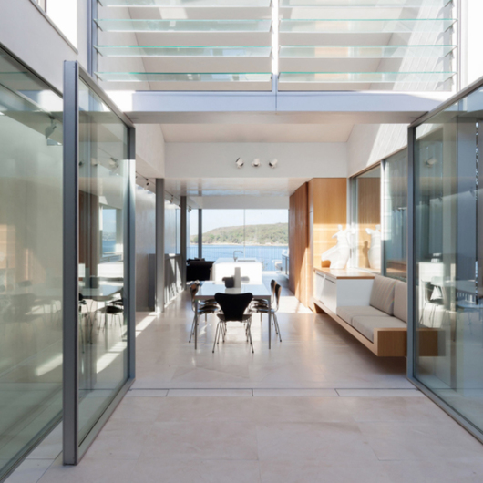 Minimalist Window - Pivoting from Vitrocsa