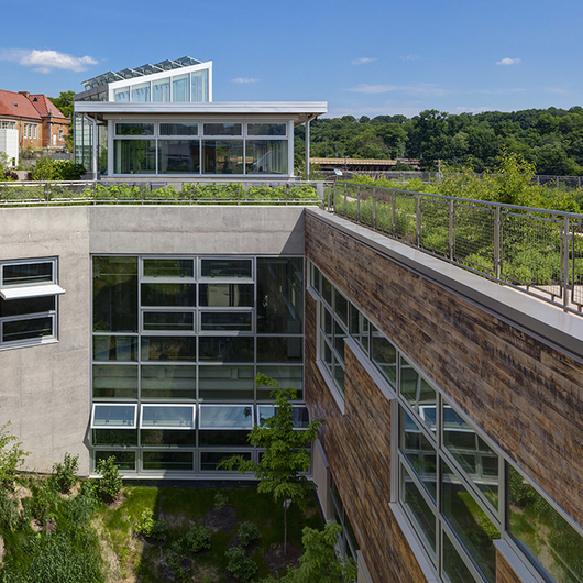 Galeria de Sungate® 400, Sistema Solar Pasivo y Baja Emisividad - 7