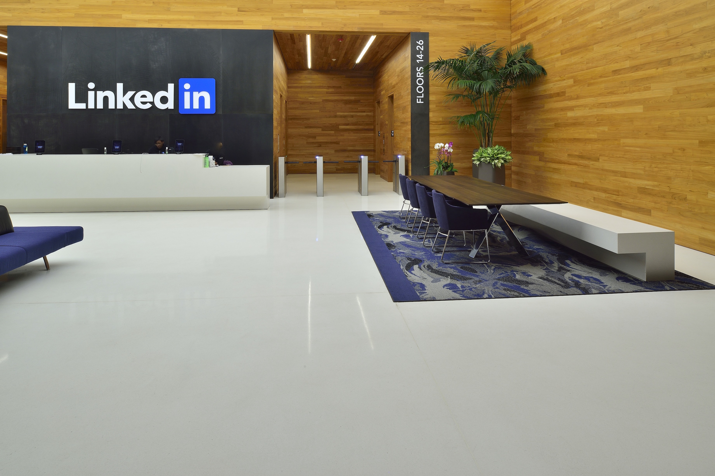 Gallery of Anti-Bacterial Terroxy Resin Systems in Office Buildings - 9