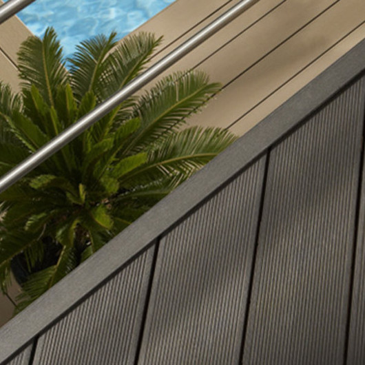 Galeria de Deck WPC UltraShield - 8