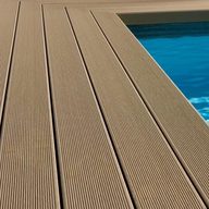 Deck WPC UltraShield de Brimat
