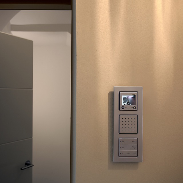 Gallery of Gira E22 - Switches - 10