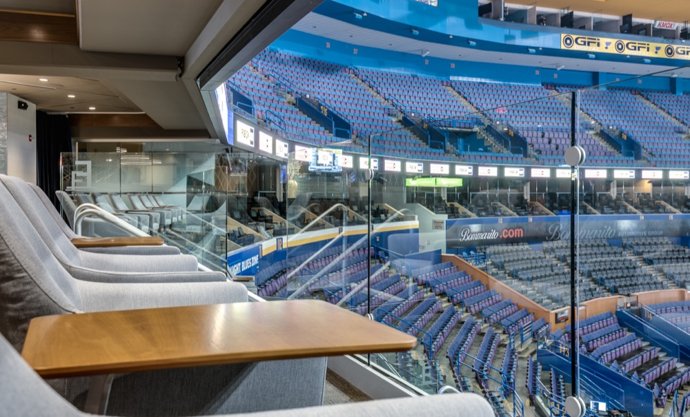 Gallery of Structural Glass Railing - 6