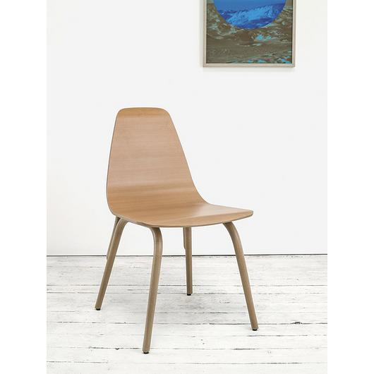 Colección Tram: Silla y Sitial de Thonet