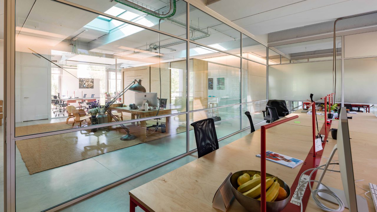 Gallery of Internal Partitions - 12