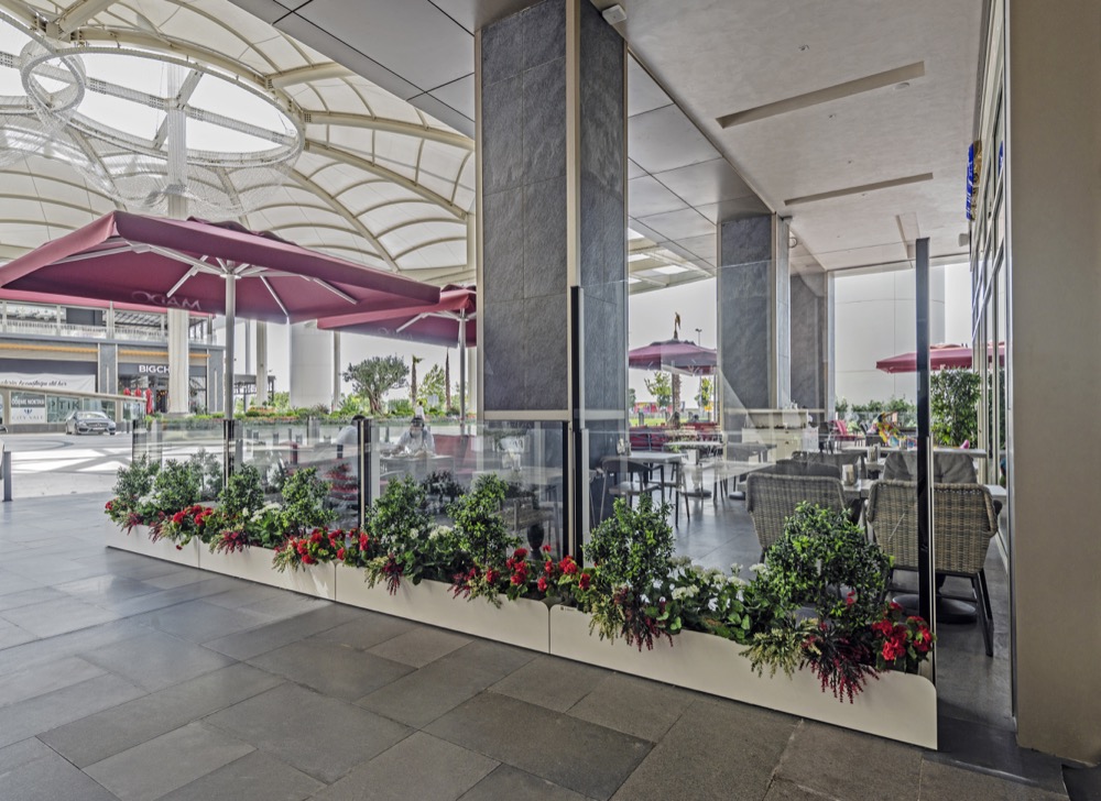 Gallery of Kinetic Portable Telescopic Glass Wind Break - 18