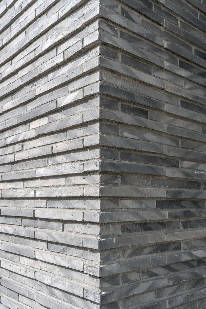 Gallery of Facing Bricks - Ultima RT 155 - 8