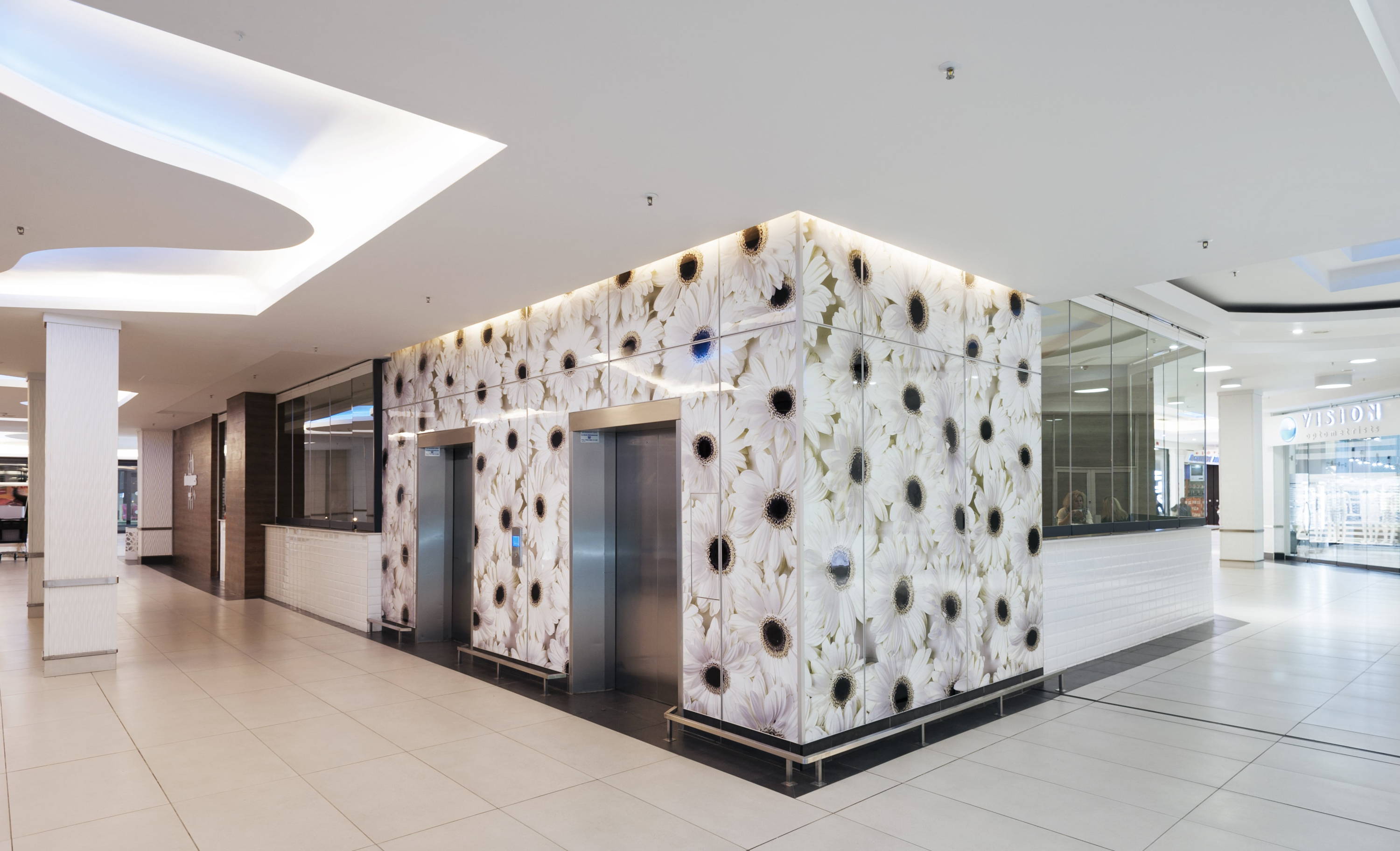 Gallery of Wall Tiles in Cresta Mall - 2