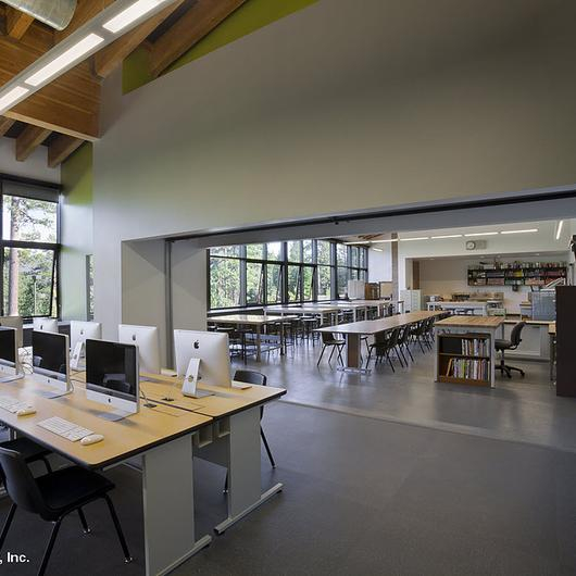 Vertically Folding Operable Walls – Mirage® from Skyfold