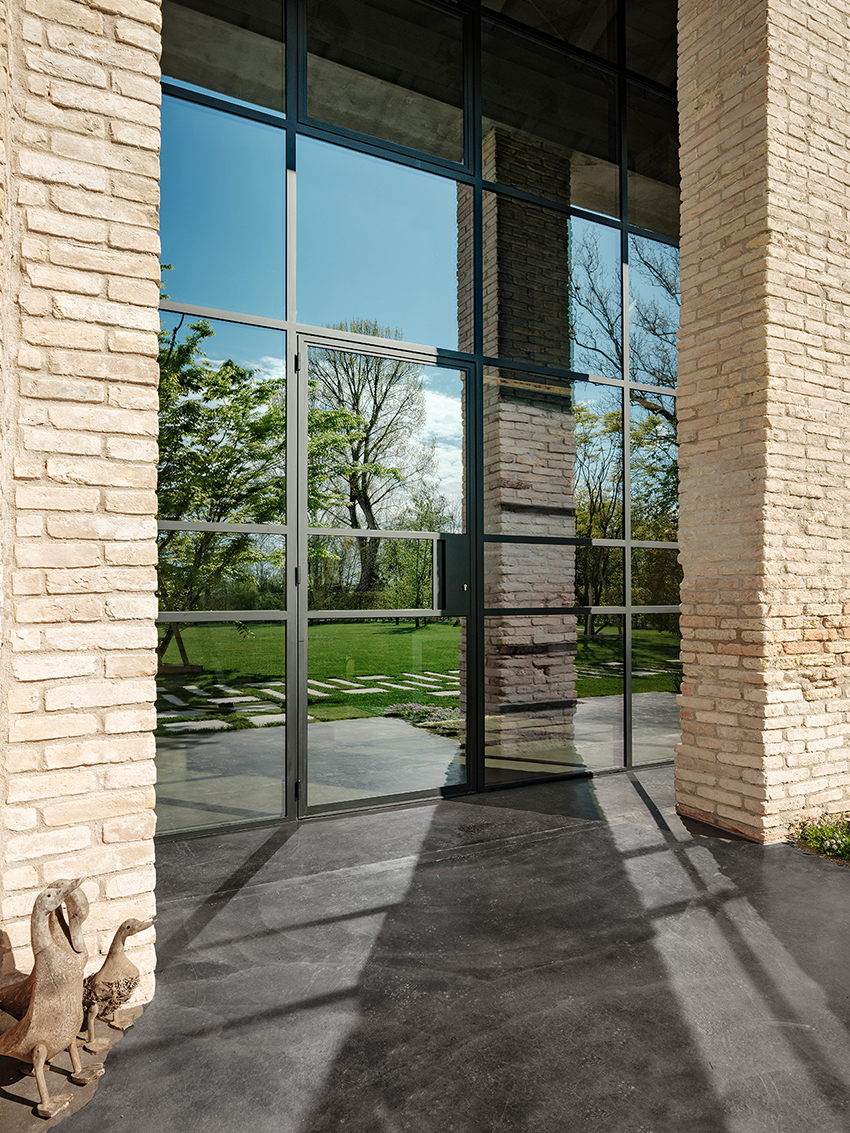 Gallery of Window Systems - T42 TB - 6