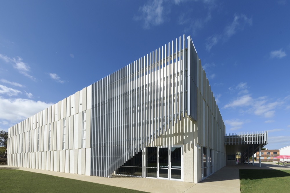 Gallery of Aluminium Façade Blades - 3