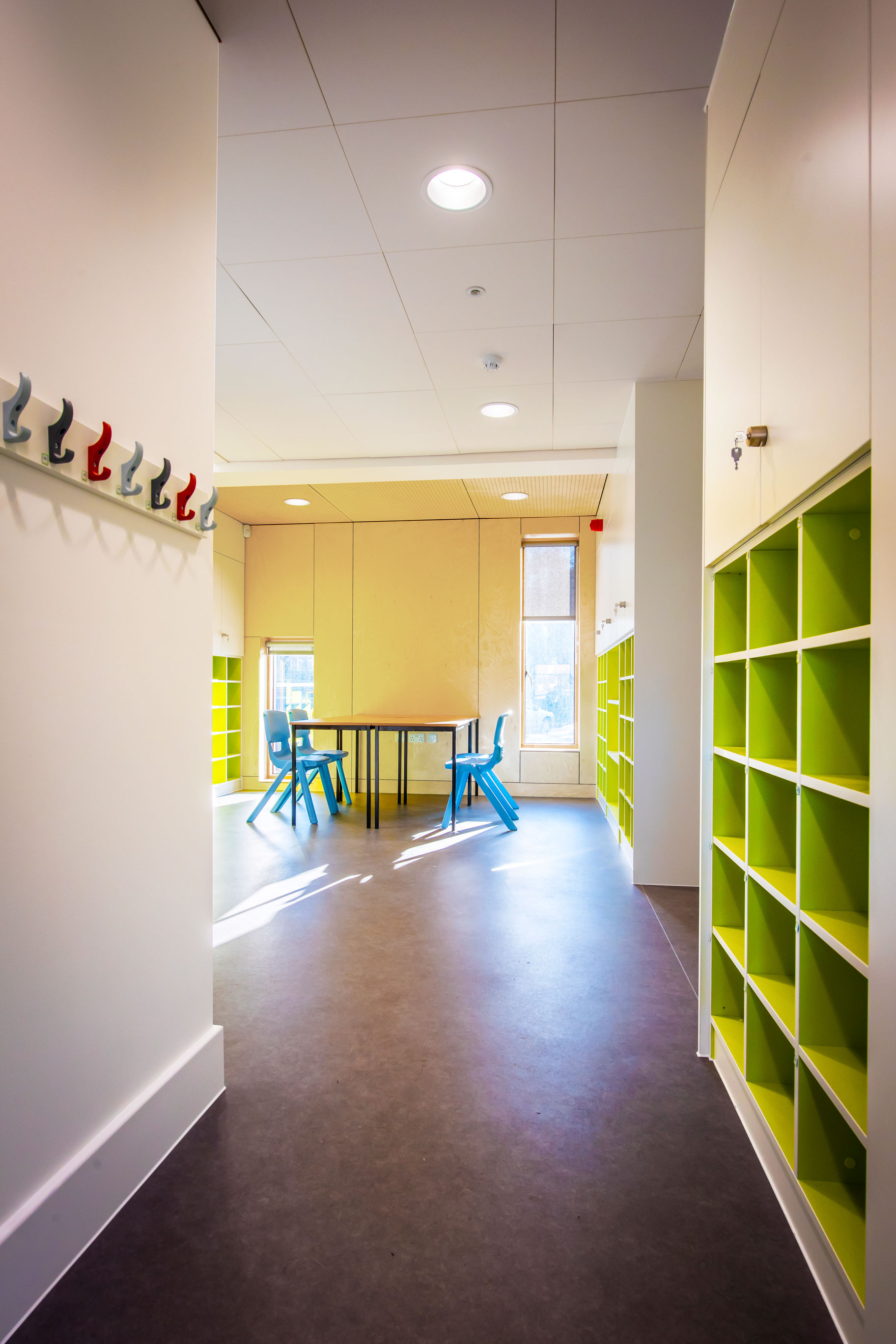 Gallery of Translucent Building Elements in Downton Primary School - 15