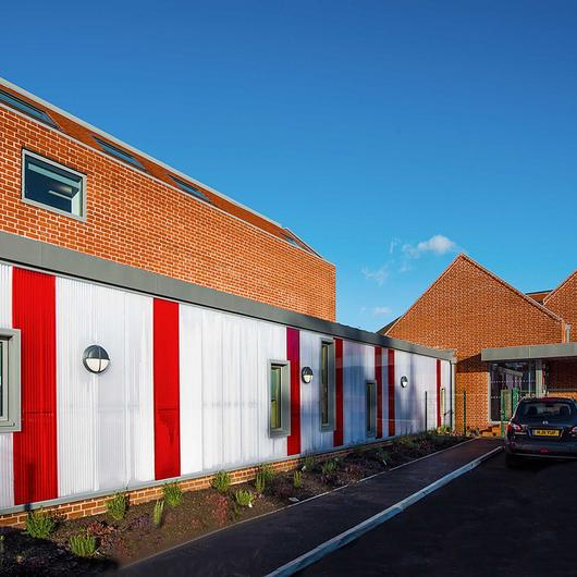 Gallery of Translucent Building Elements in Downton Primary School - 13