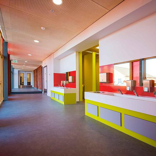 Gallery of Translucent Building Elements in Downton Primary School - 11