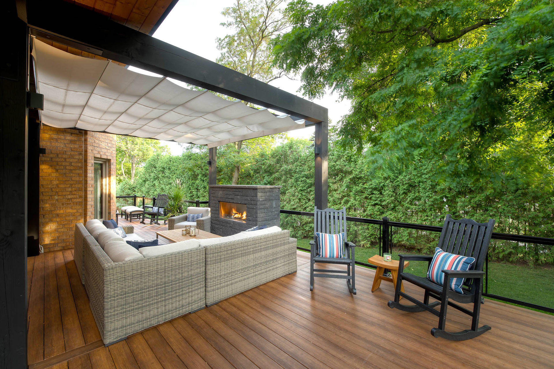 Gallery of Shade Structures - Retractable Canopies - 11