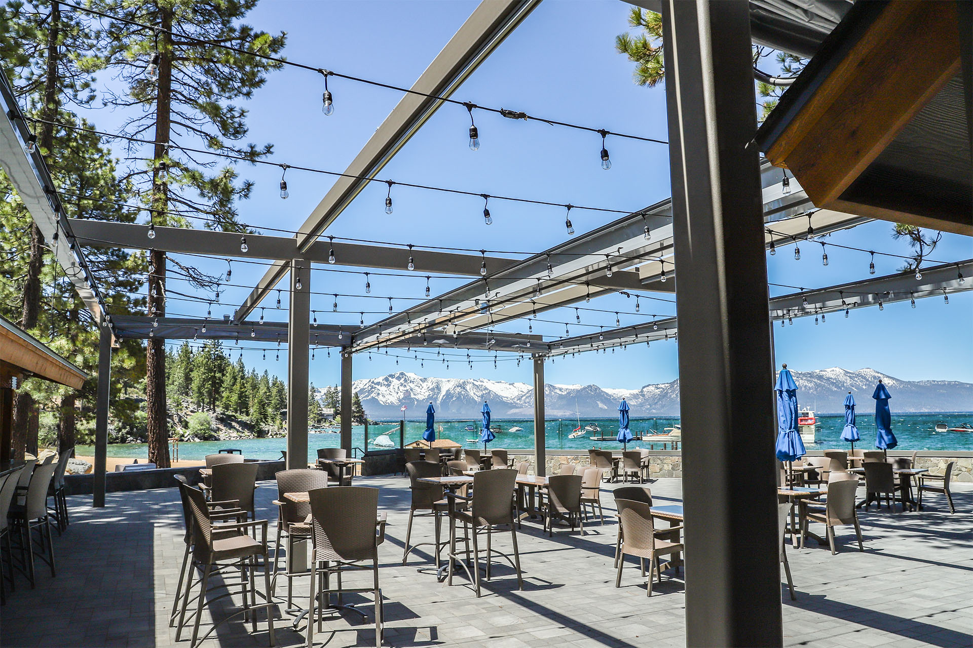 Gallery of Shade Structures - Retractable Canopies - 10