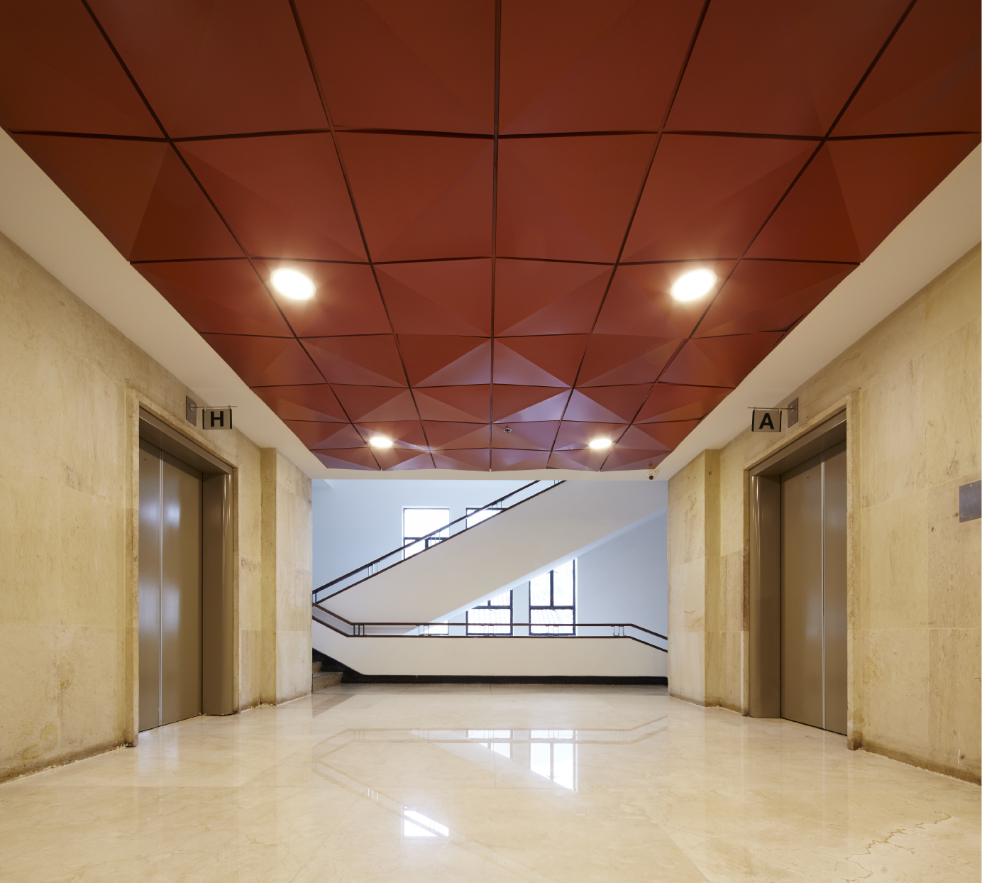 Galeria de Cielo Edge Lay-In - 5