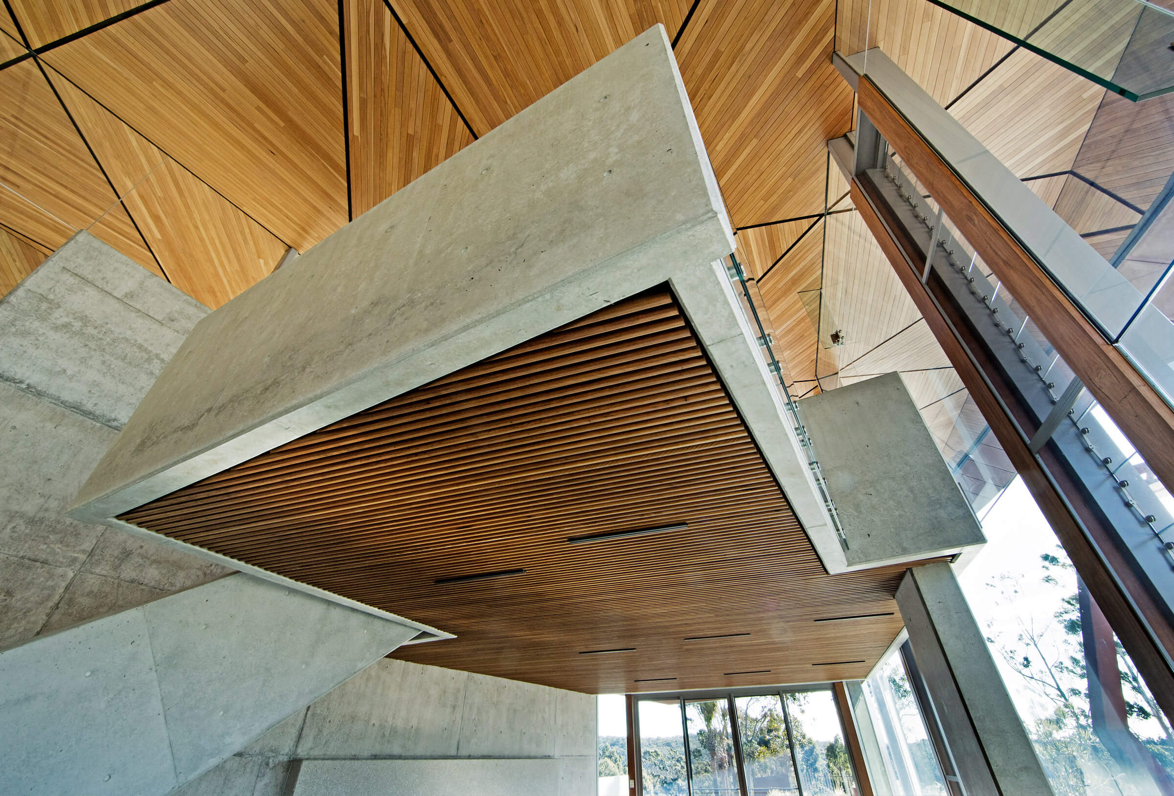 Gallery of Timber Soffits in Willinga Park Stables - 4