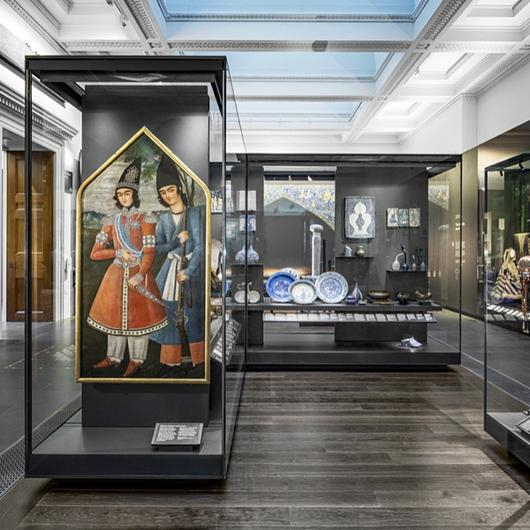 Display Cases in The Albukhary Gallery from Goppion