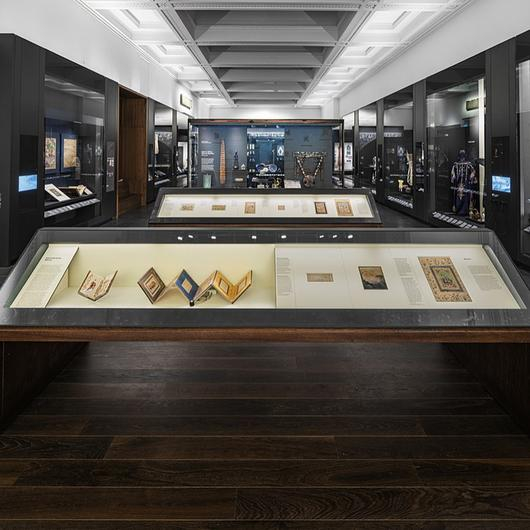 Display Cases in The Albukhary Gallery from Goppion