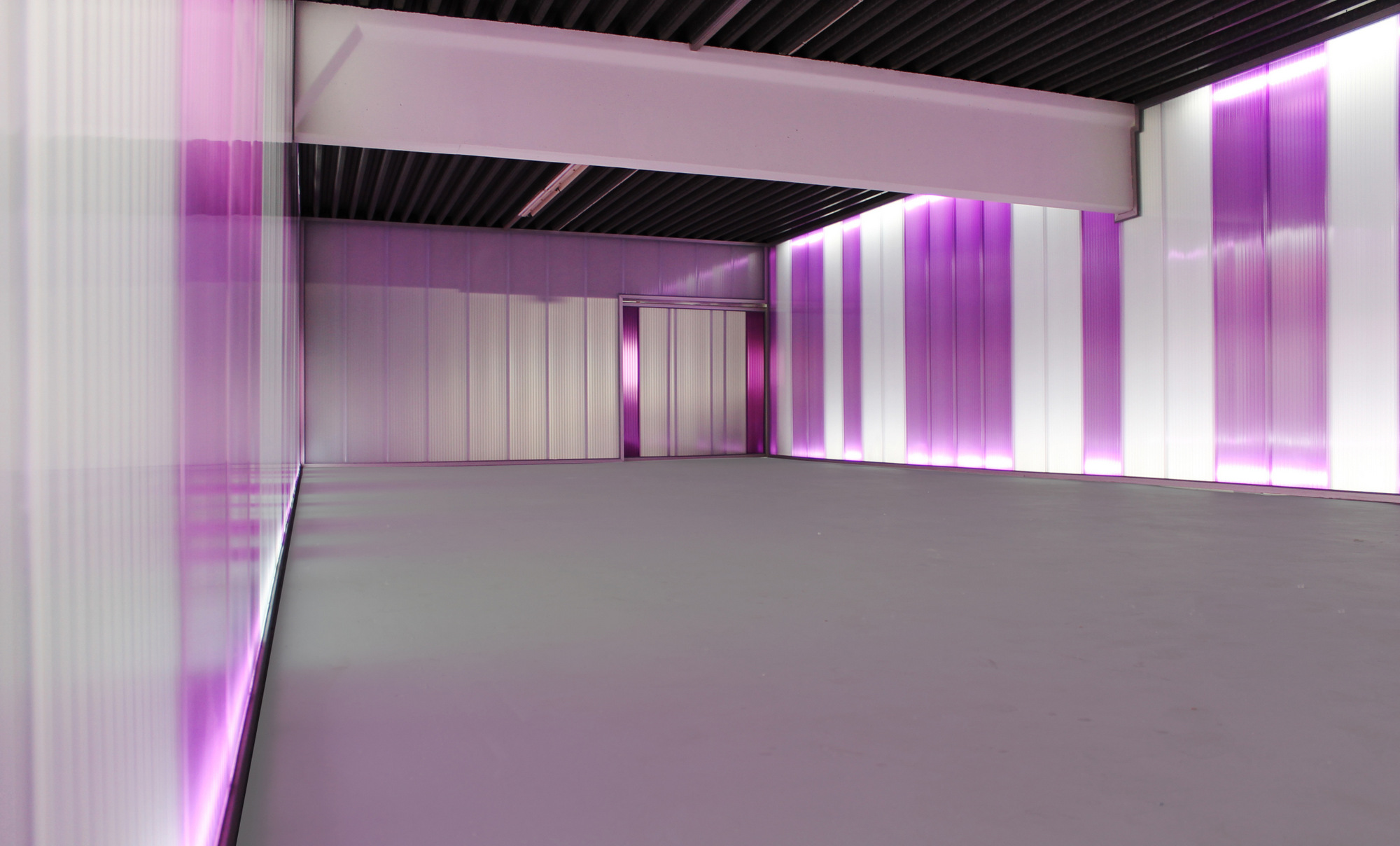 Gallery of Translucent Panels for Interiors - LBE - 21