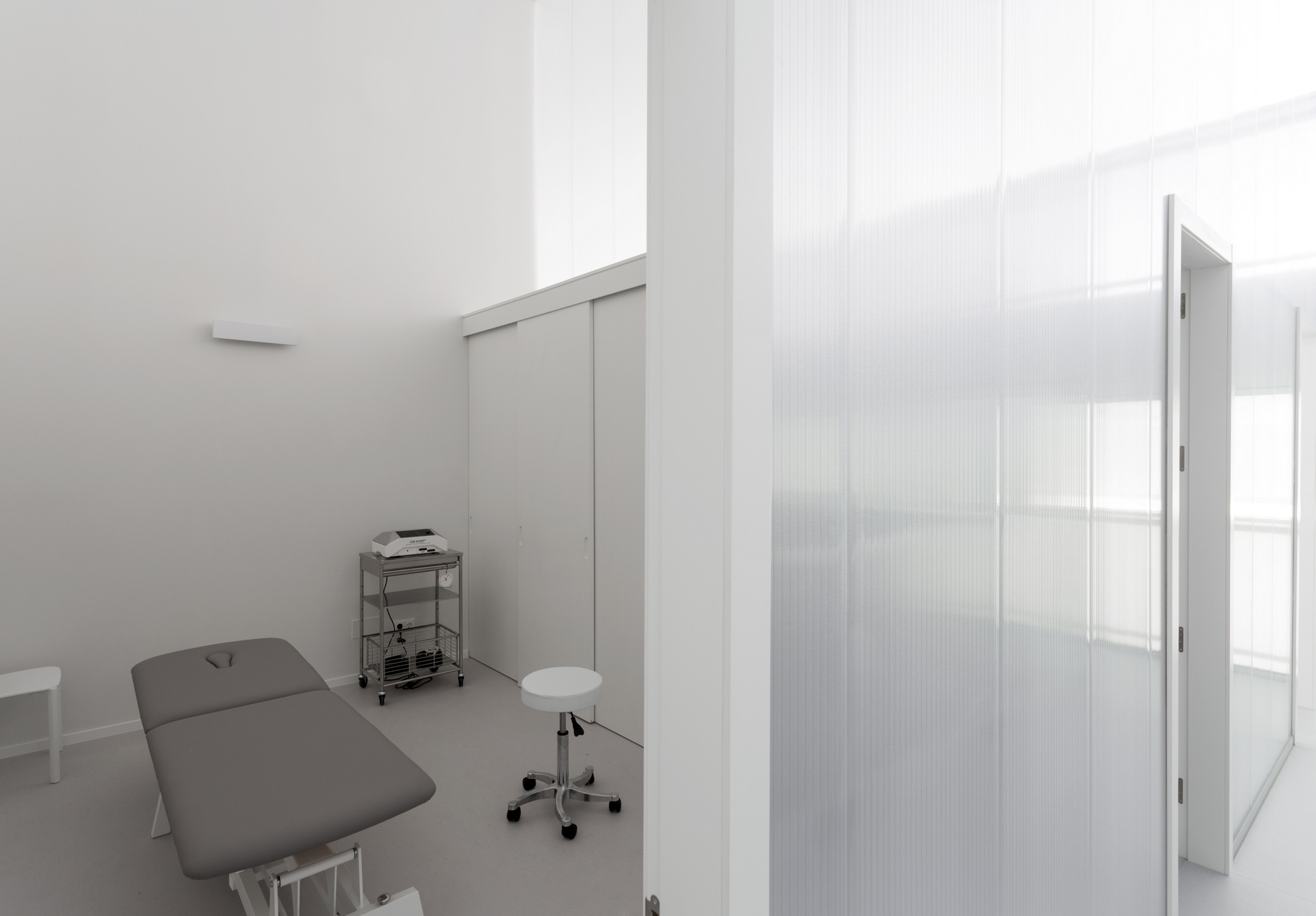 Gallery of Translucent Panels for Interiors - LBE - 6