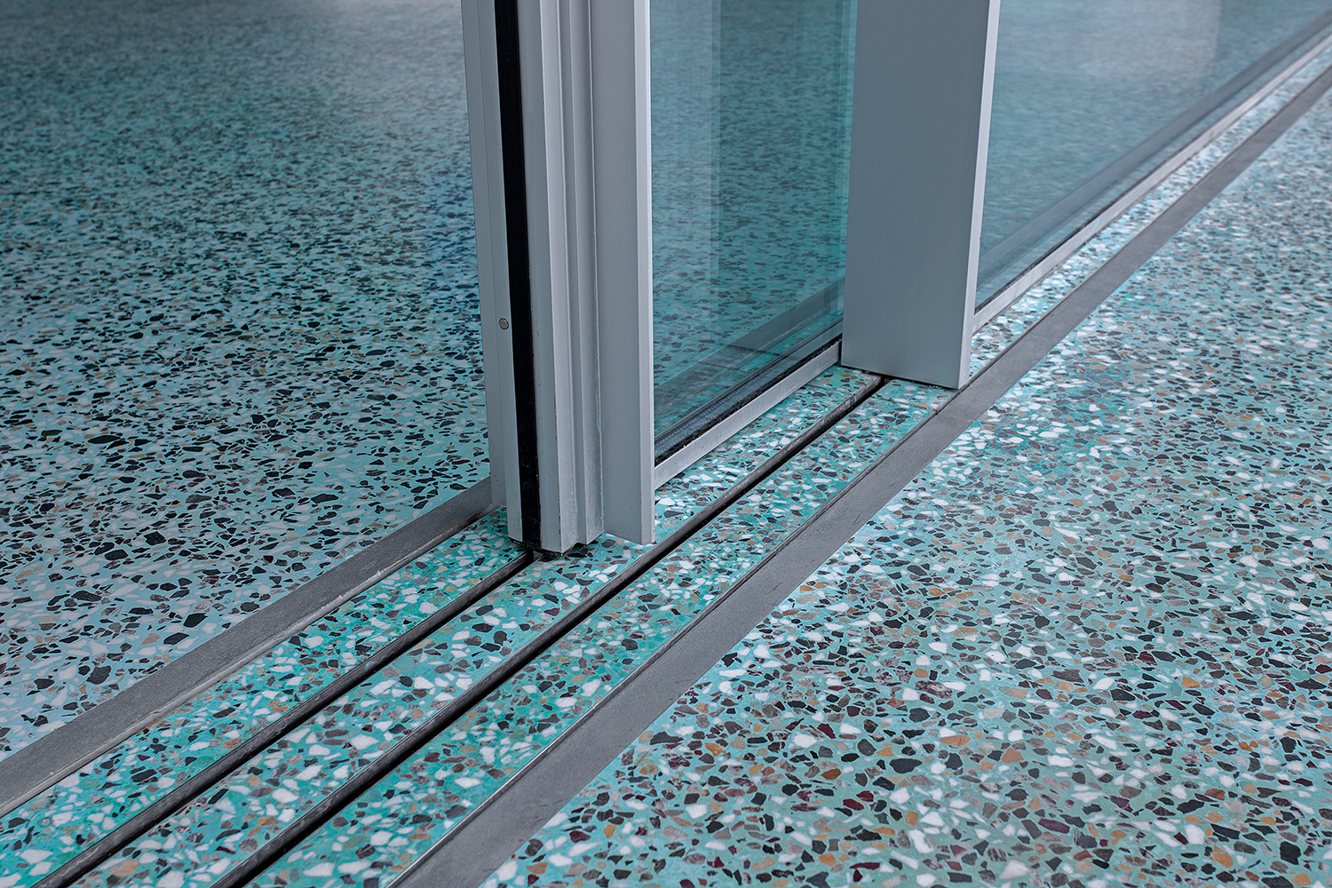 Gallery of Minimalist Window - ah! Invisible Frame - 8