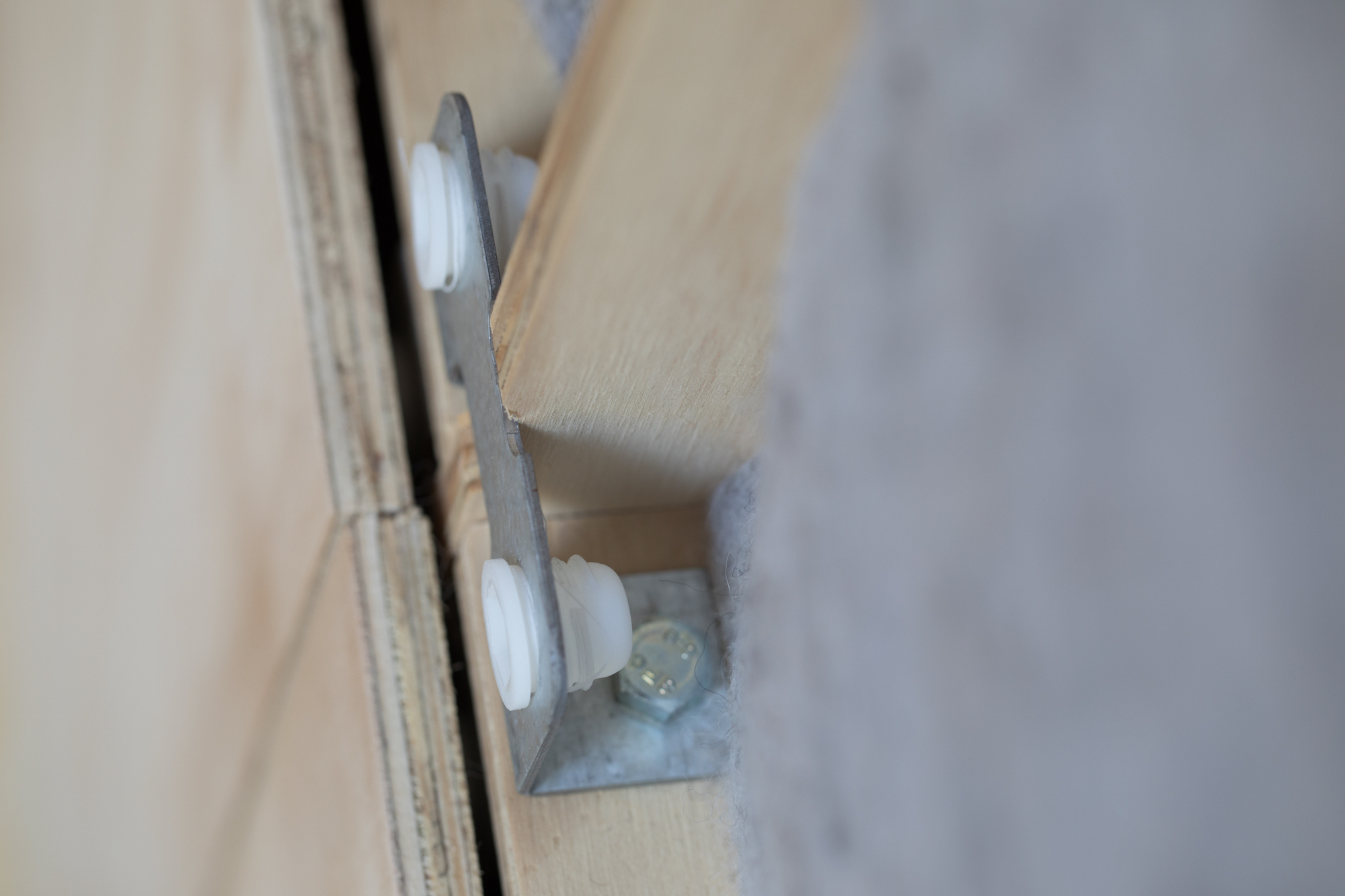 Gallery of Fastmount Standard Range Clips in X-Frame Project - 5