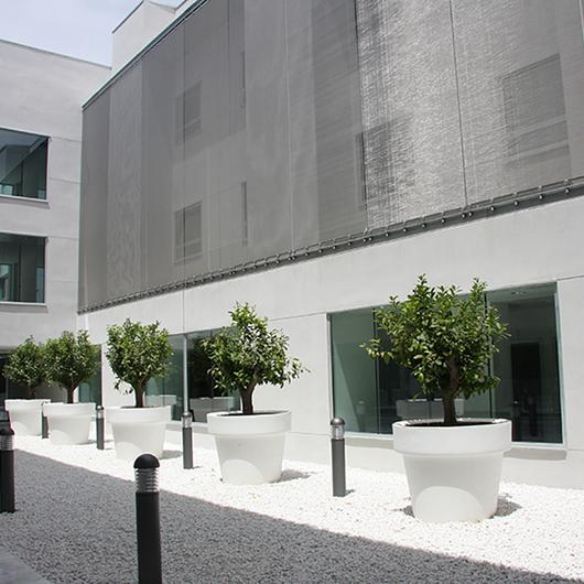 Gallery of Wire Mesh Façade Design - 6