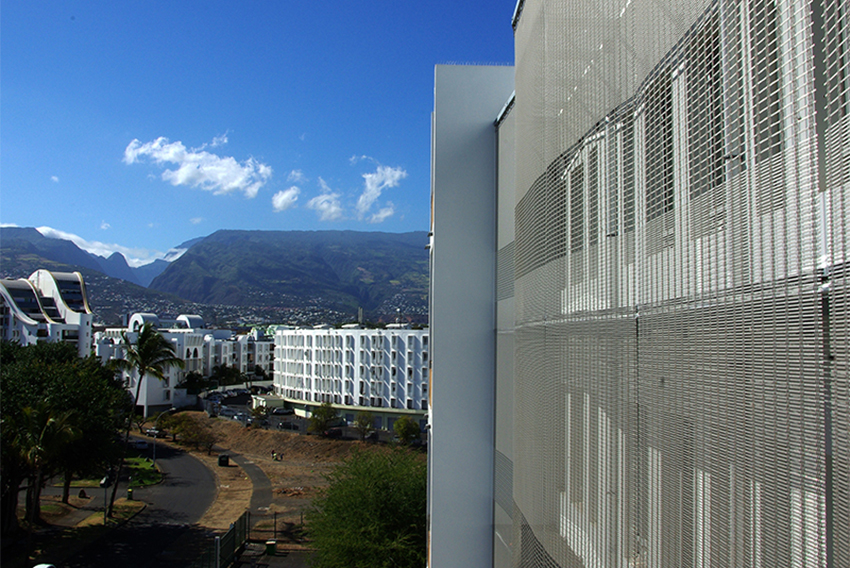 Gallery of Architectural Mesh Applications - 6