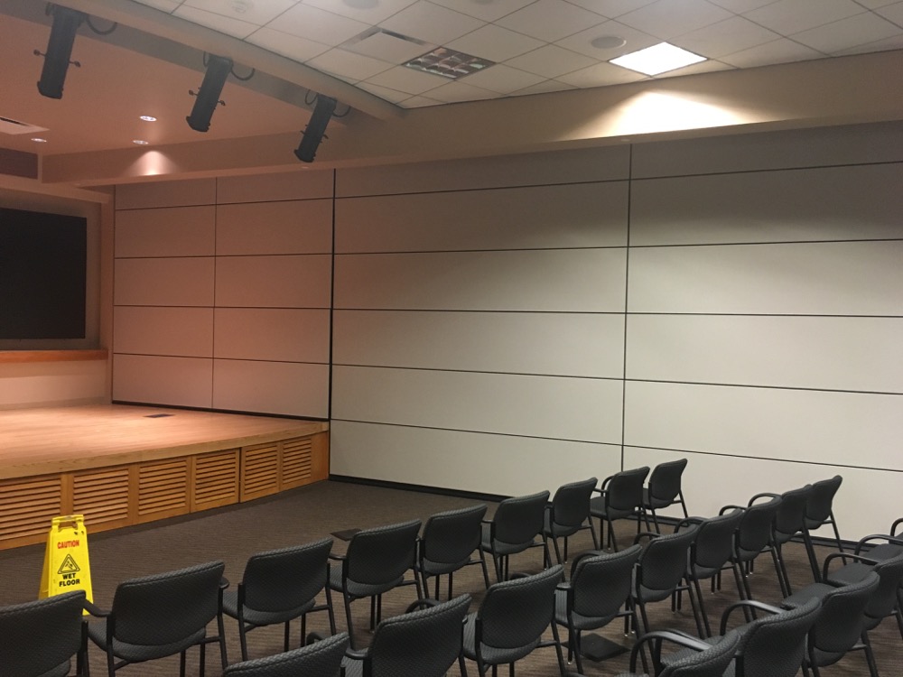 Gallery of Retractable Walls - Stepped & Sloped Spaces - 11