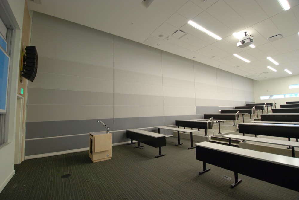 Gallery of Retractable Walls - Stepped & Sloped Spaces - 6