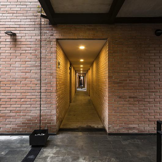 Galeria de Ladrillo Aparente acabado liso - 4