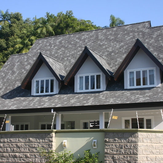 Tejas asfálticas Gothik - Pizarreño de Etex Chile