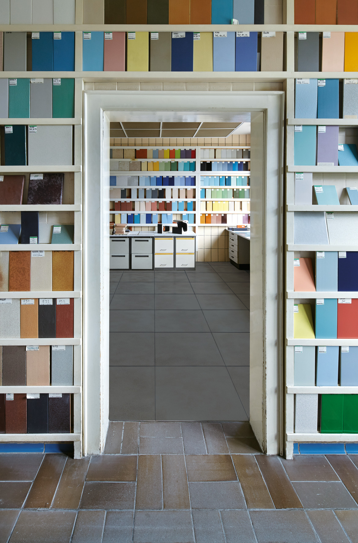 Gallery of Ceramic Tiles - ChromaPlural - 12