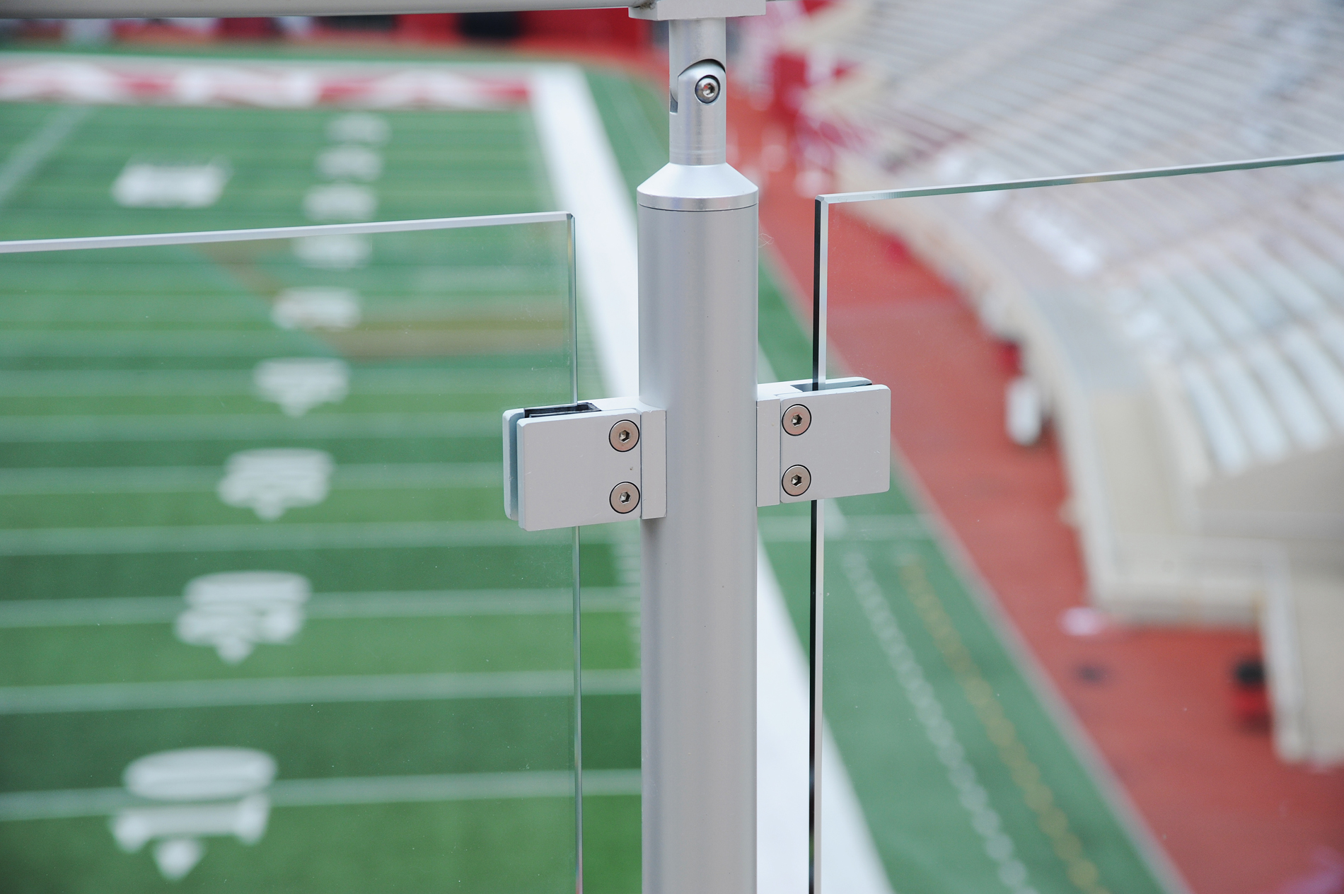 Aluminum Railing - VISION ™ from Hollaender