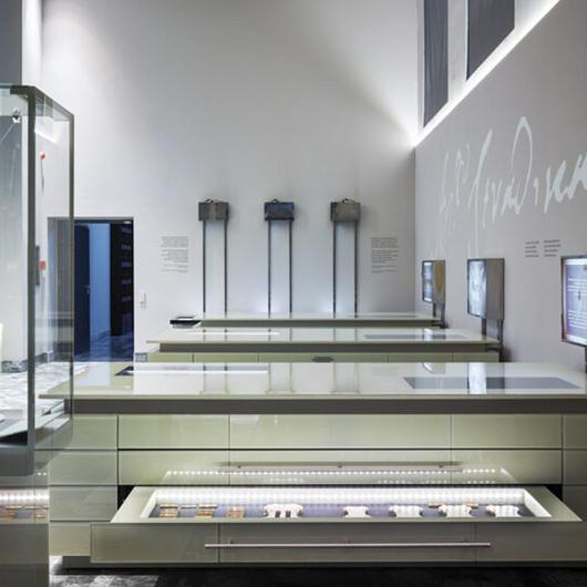 Display Case - D-Class from Goppion