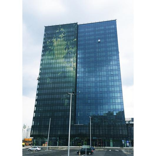 Digital Ceramic Printing in Glass Façades from Dip-Tech