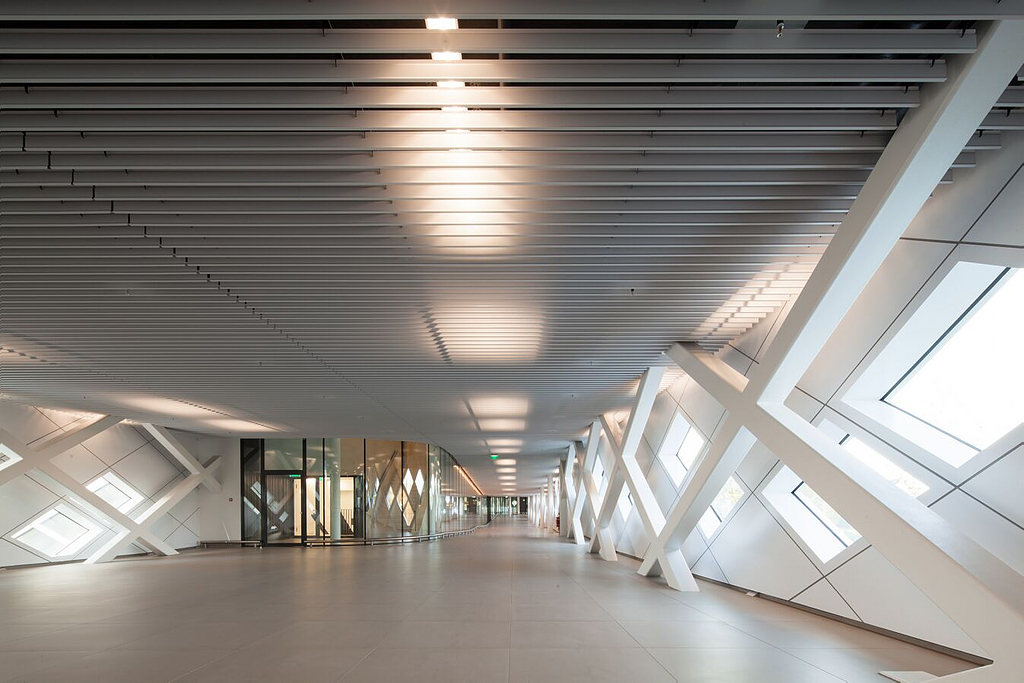 Metal Ceiling – V100 V200 from Hunter Douglas Architectural (Europe)