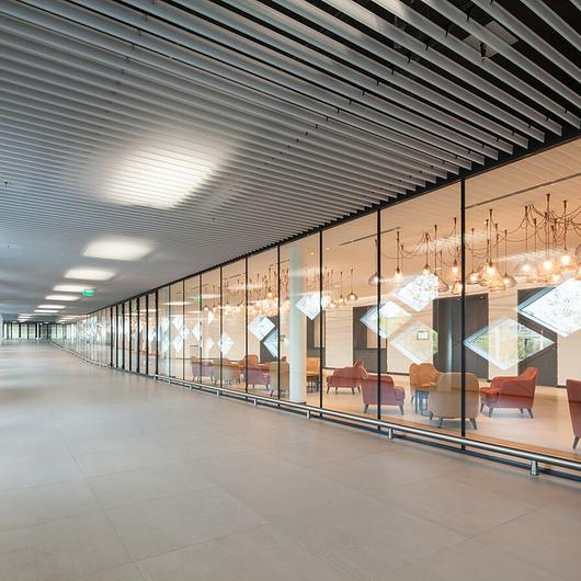 Metal Ceiling – V100 V200 from Hunter Douglas Architectural (Europe)