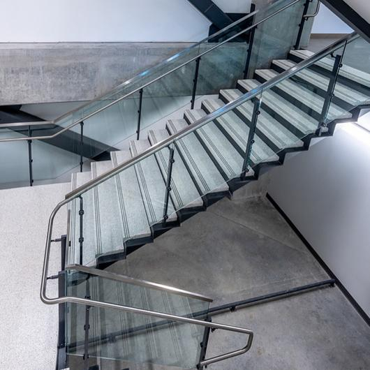 Aluminum Railing - QUAD™ from Hollaender