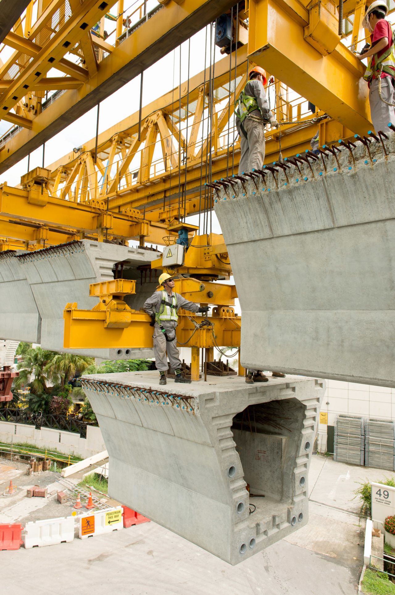 Gallery of Construction Solutions for Bridges - 5