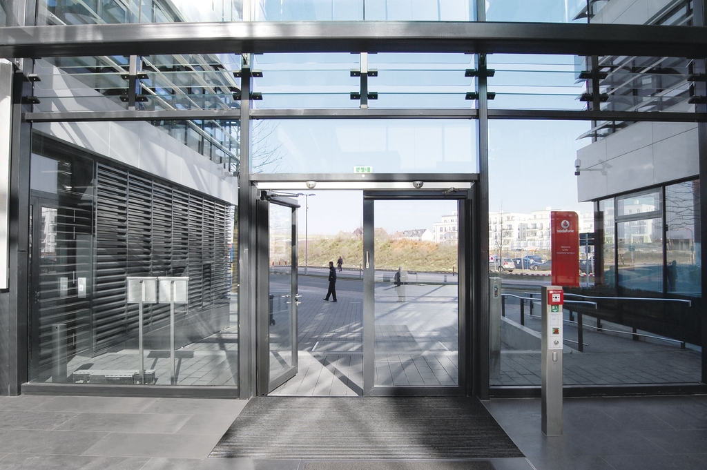 Swing Door Operator - ED 150/250 from dormakaba