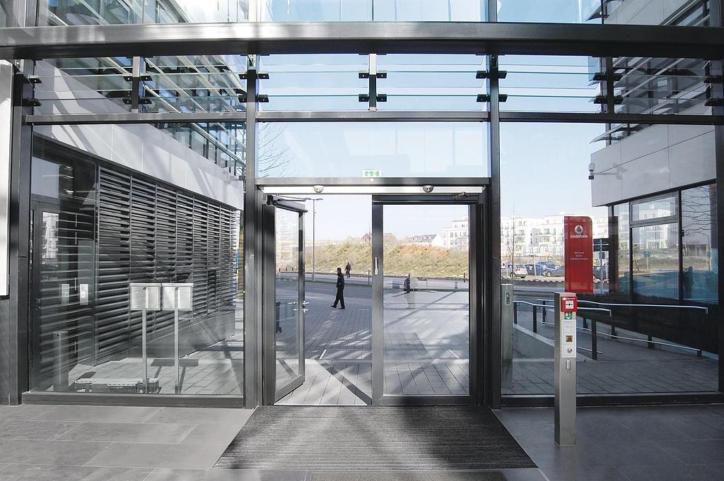 Swing Door Operator - ED 150/250 from dormakaba
