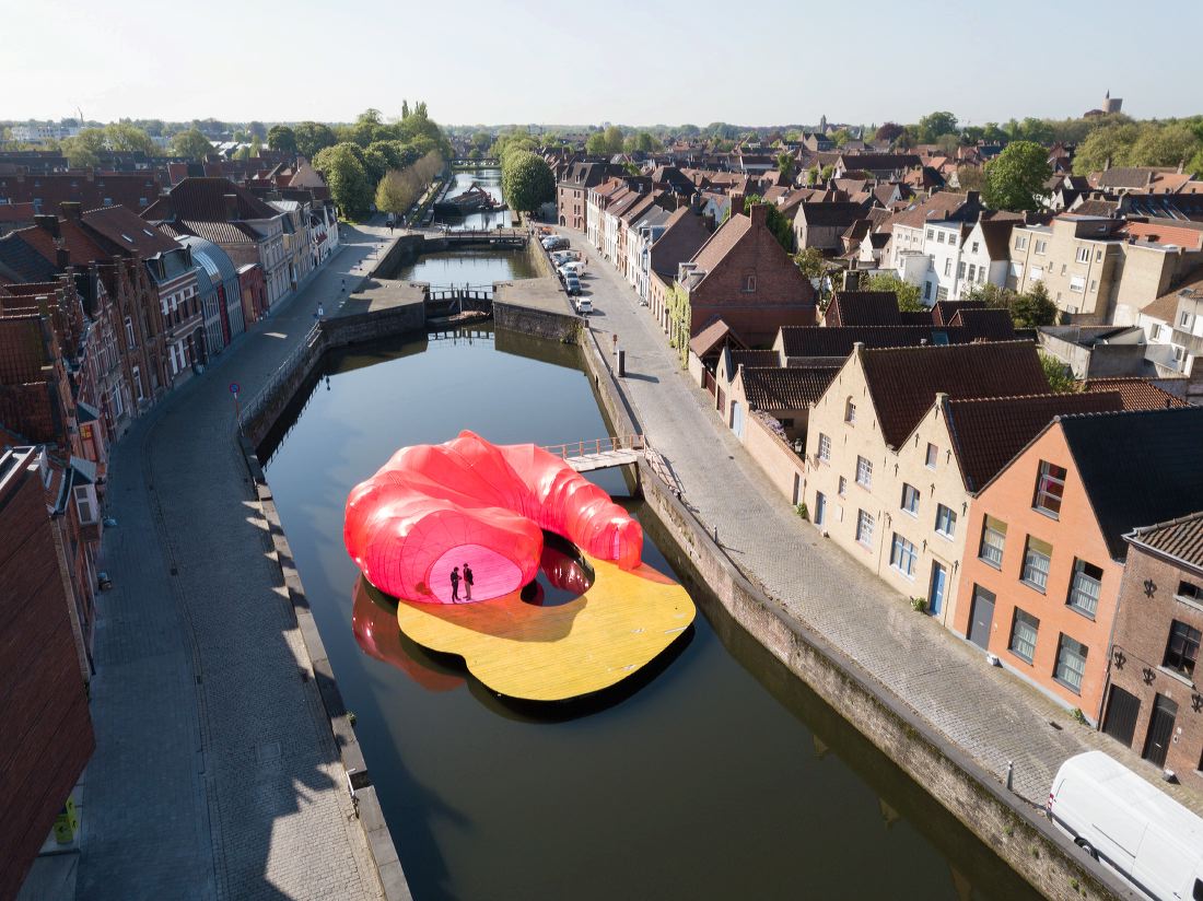 Gallery of Single Layer Covers and Façades - 2