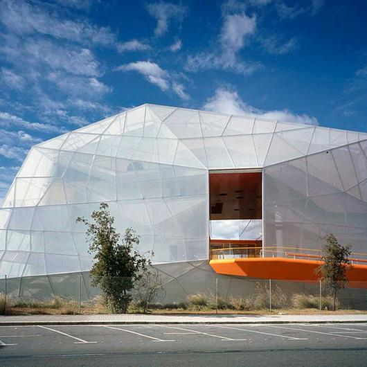 Gallery of Single Layer Covers and Façades - 7