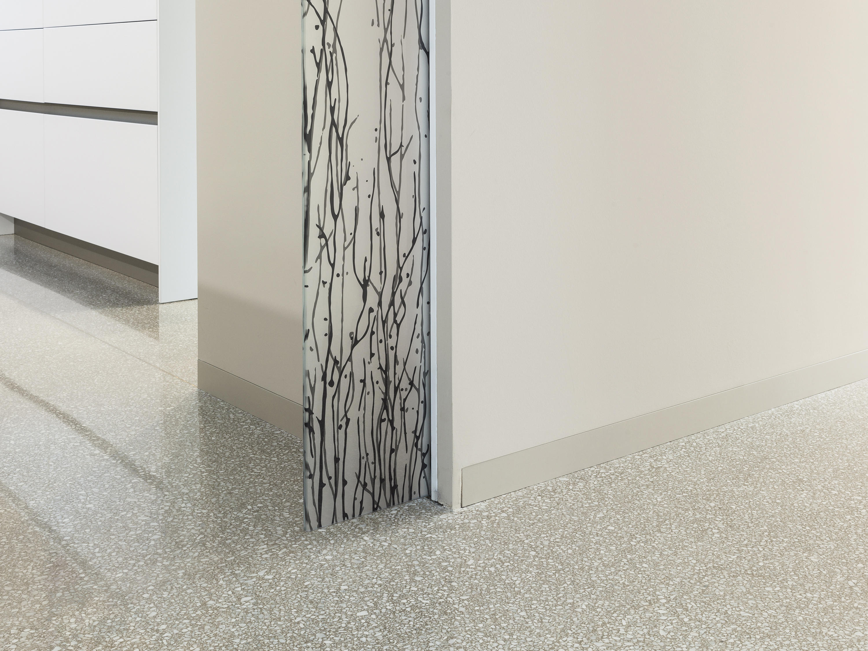 Gallery of Flush Skirting - ECLISSE Syntesis® Baseboard - 5