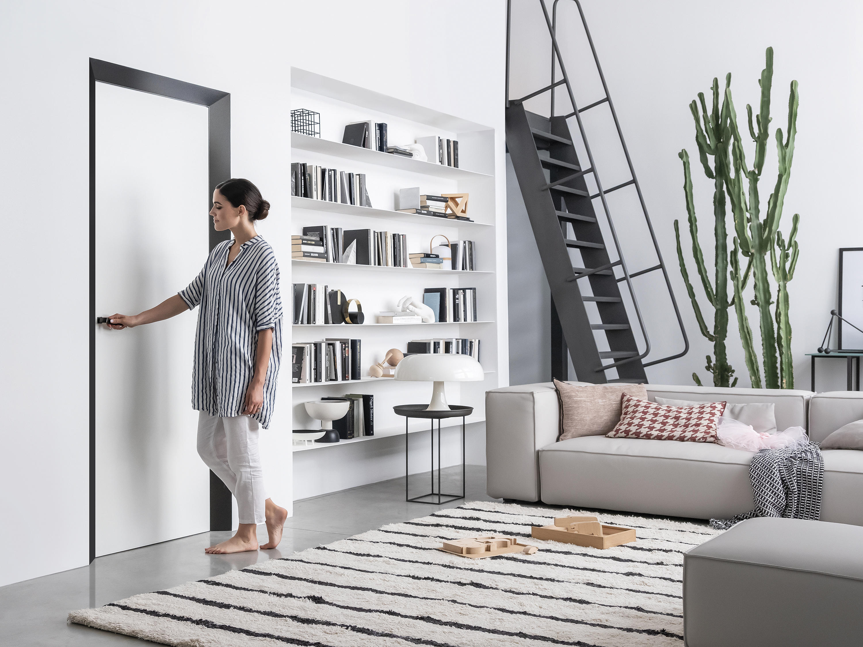 Gallery of Splayed Door Frame - ECLISSE 40 - 3