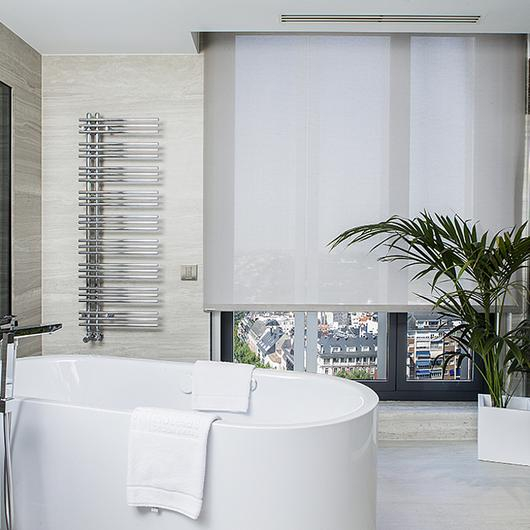 Roller Shades in VP Design Plaza from BANDALUX