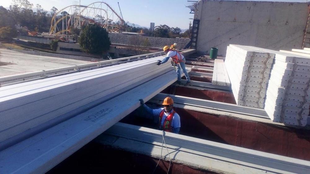 Galeria de Sistema envolvente IKOS i16 en Museo Nacional de Energía y ...